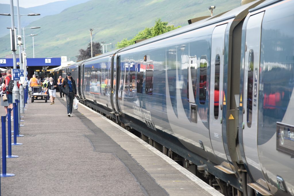 Alamys - Serco utiliza aplicación Leadmind de CAF para garantizar la ...