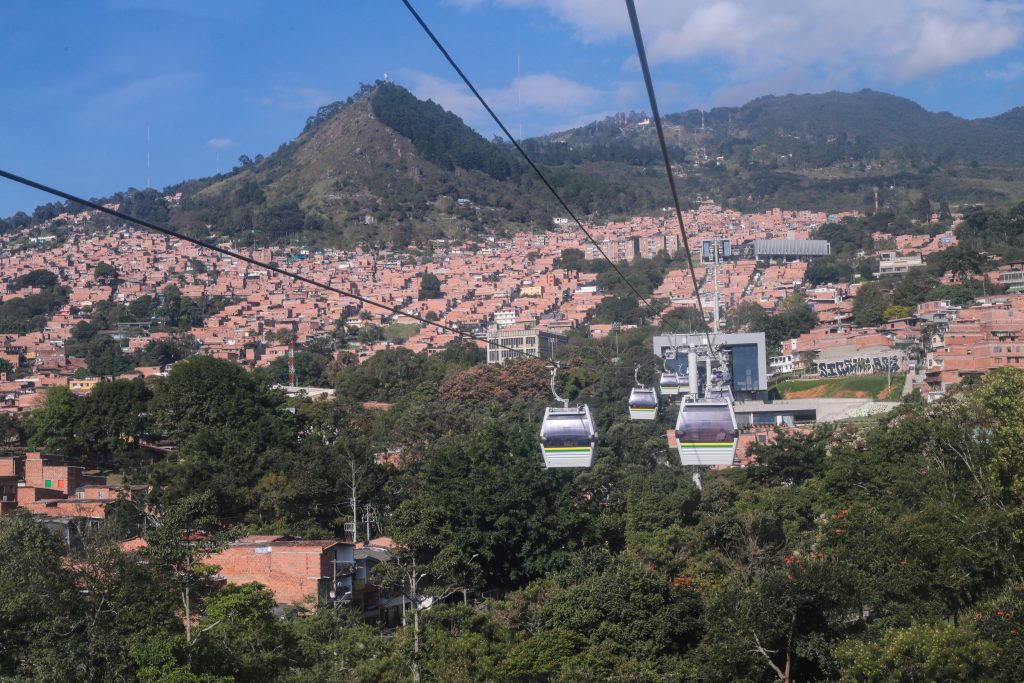 Alamys - Metro de Medellín celebra el primer año de operación de la ...